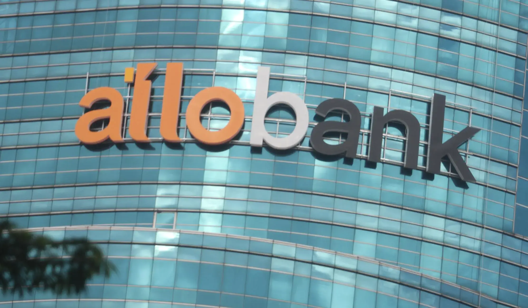 Allo Bank: Transformasi Digital dalam Layanan Perbankan - INFO BANK